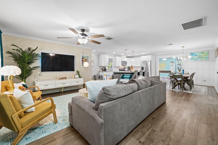Paradise Cove-designer Home | Pool+spa | Arcade - Largo, FL