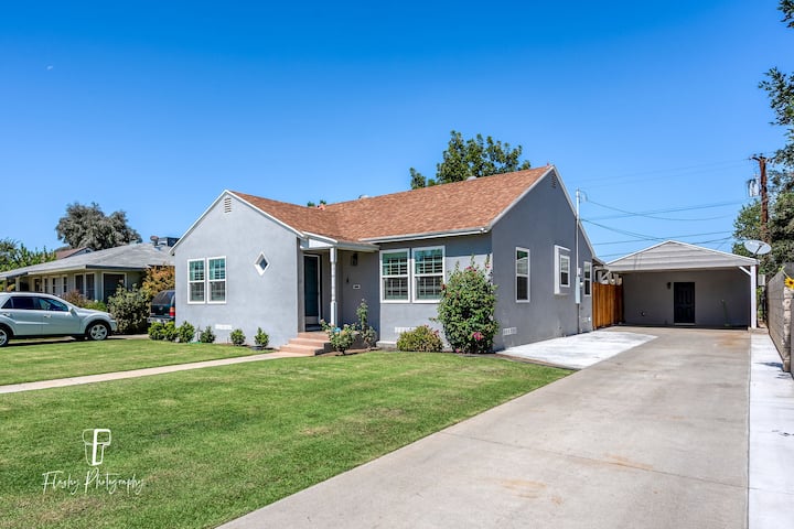 Fully Remodeled Oleander Charmer - Bakersfield