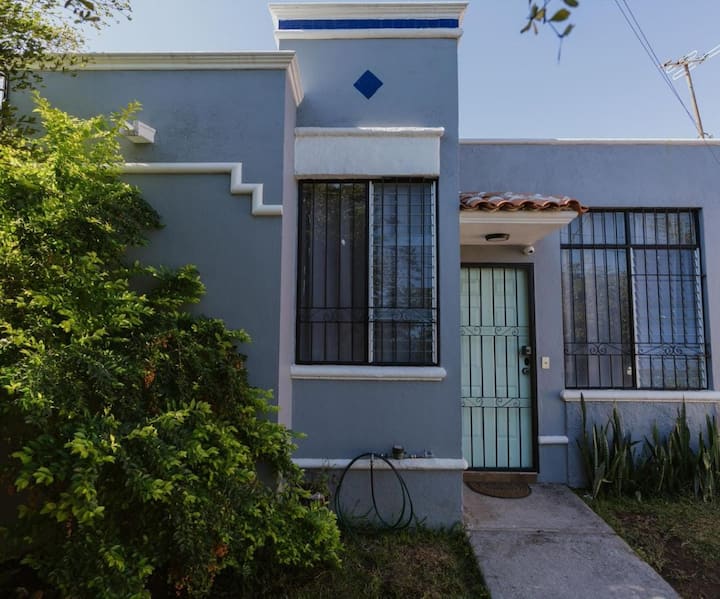 Casa Yolanda En Villa De ÁLvarez - Colima