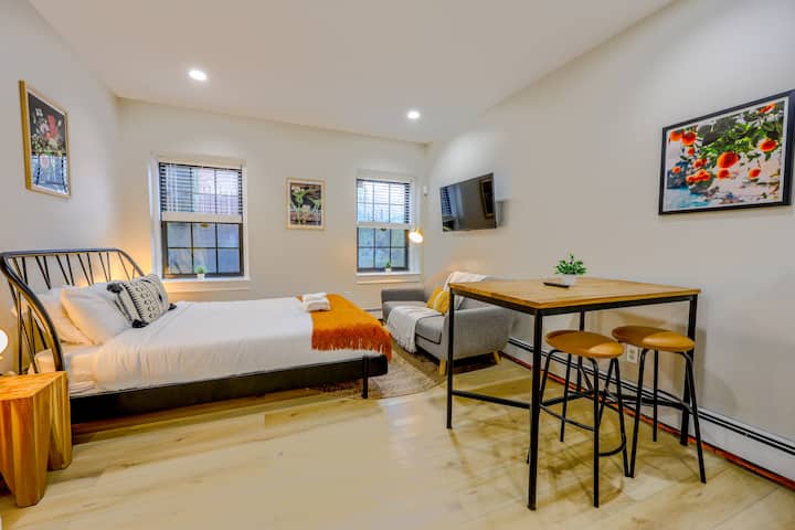 Quiet Studio Circa South End - Dorchester