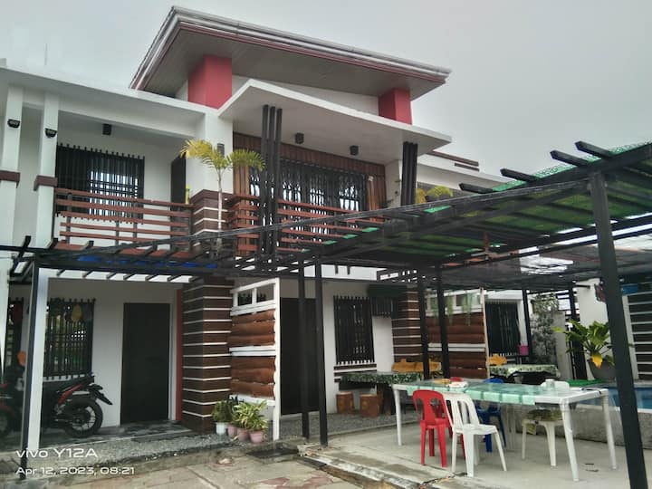 Tablas Strait Vacation Rentals & Homes - Philippines | Airbnb