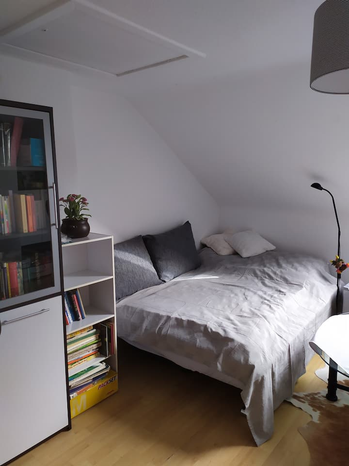Dachgeschosszimmer In Ostseenähe - Travemünde