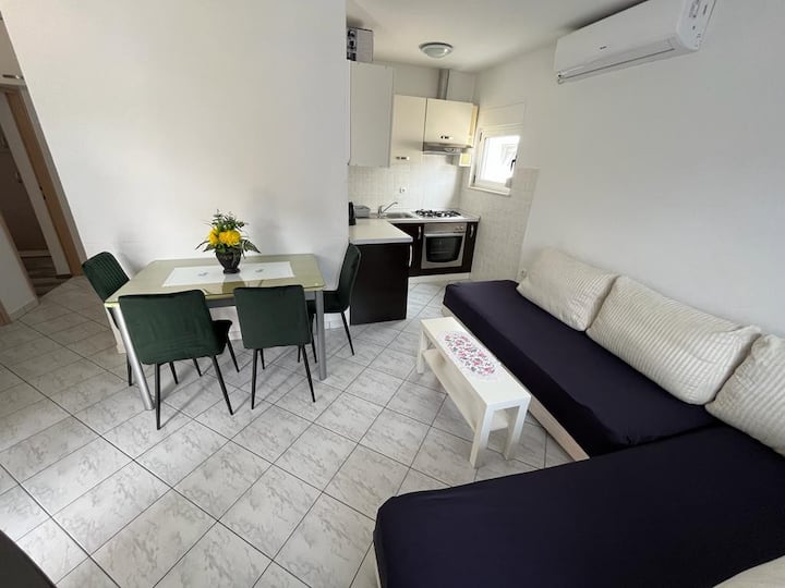 Apartment Ana 1 - Vodice
