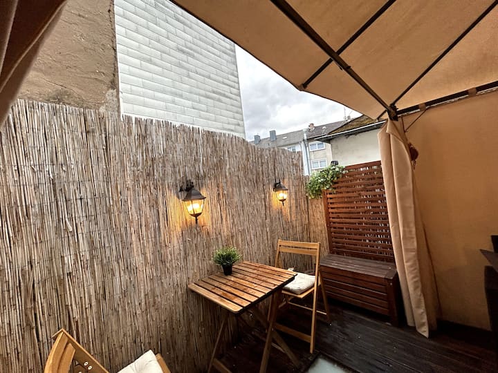 Large Terasse Cozy City Center, Min 1 Month 53 - Trier