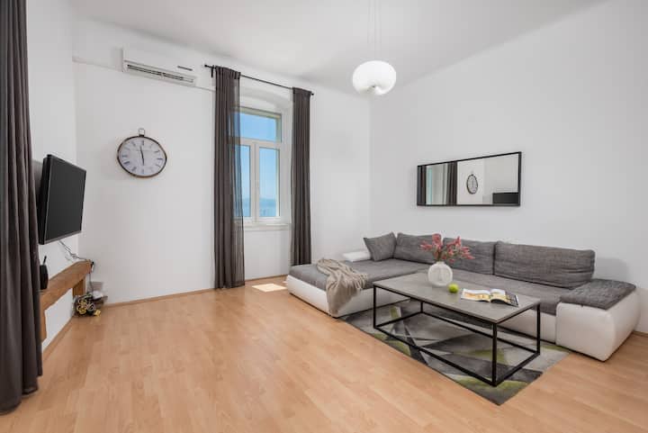 Apartment Step To The Sea - Rijeka