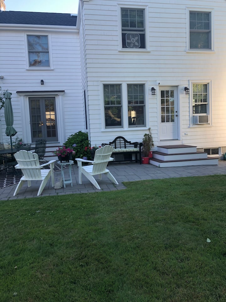 House In Newport - Newport, RI