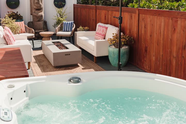 Large Beach House W/ Spa, Sauna - Santa Barbara, CA