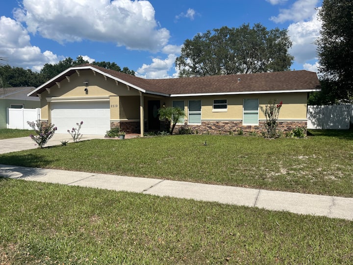 Beach House Theme In Orlando - Oviedo, FL