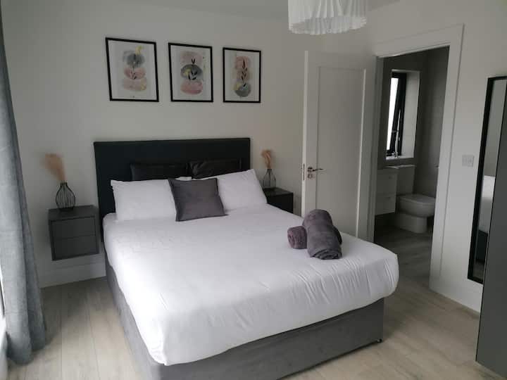 Private Room With Kingsize Bed And Ensuite - Oranmore