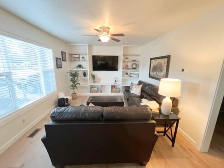 Boise Bungalow 2 Bd Near Boise Airport - Boise, ID