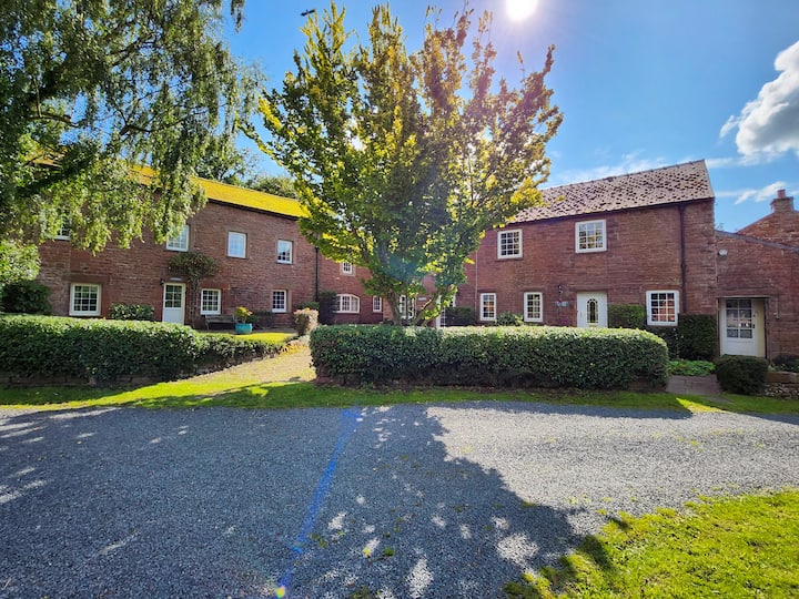 Mickledale & Langriggs @ Wetheral Cottages - Penrith, UK