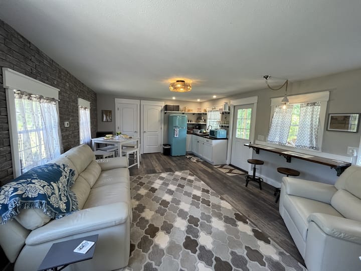 "Blueberry Cottage " - Kings Lake, Defuniak Springs