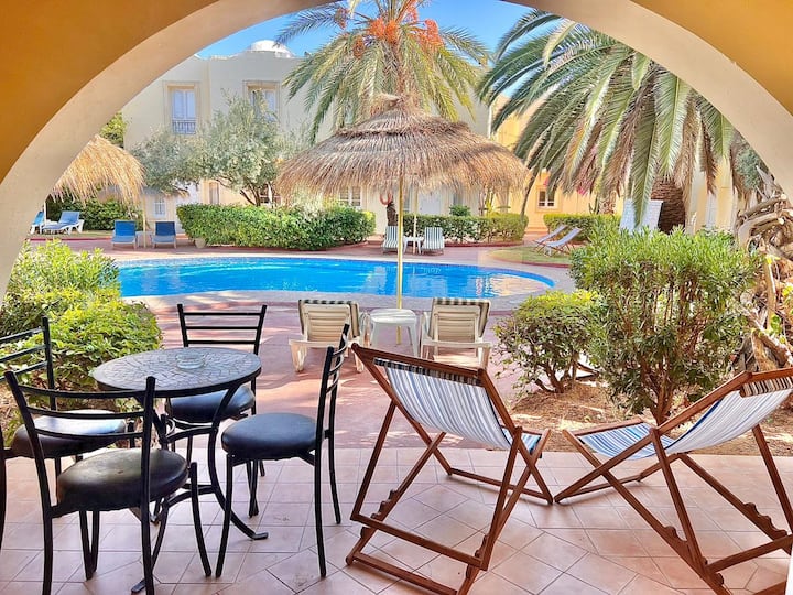 Villas De Vacances Dans Un Hôtel - Hammamet