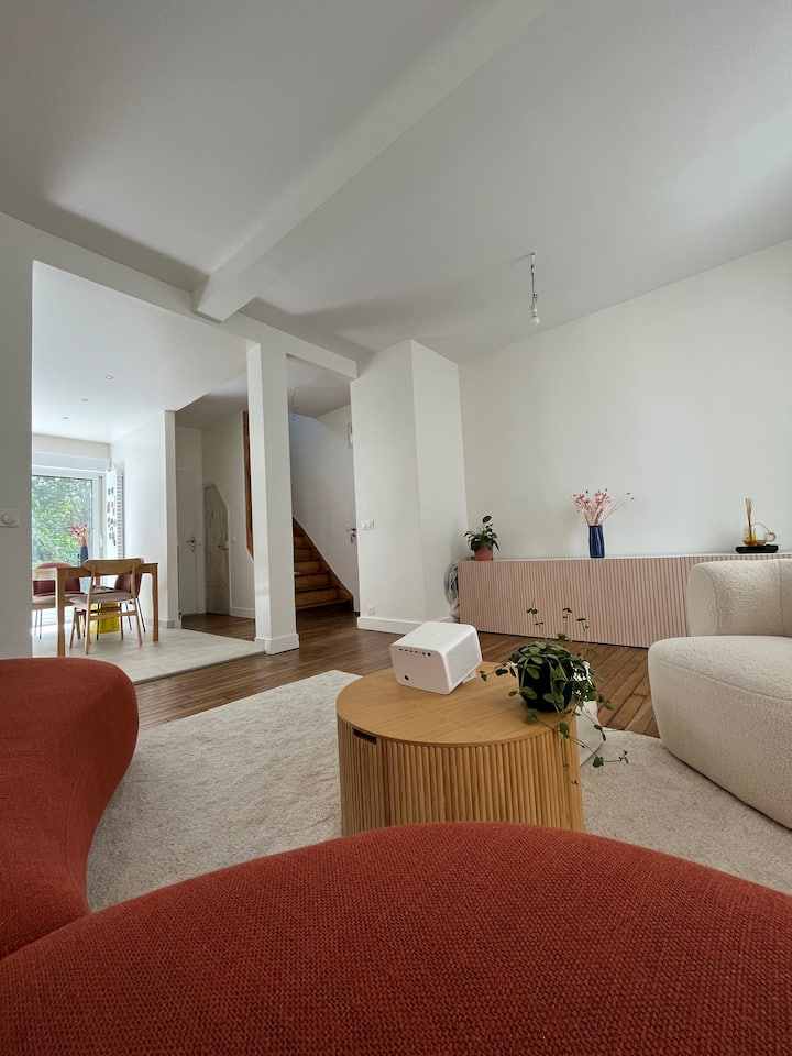 Maison Rénovée Avec Jardin - Rosny-sous-Bois