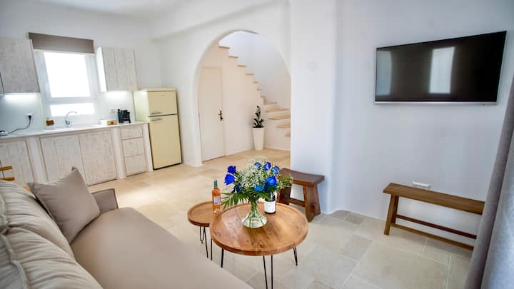 Gaia Mykonos Two-floor Deluxe Villa With Jacuzzi - Mykonos Region