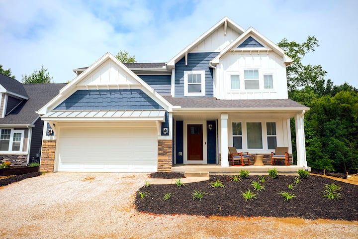 Sohappy Haven -6 Bdrm, Year Round Pools, Game Room - Michigan