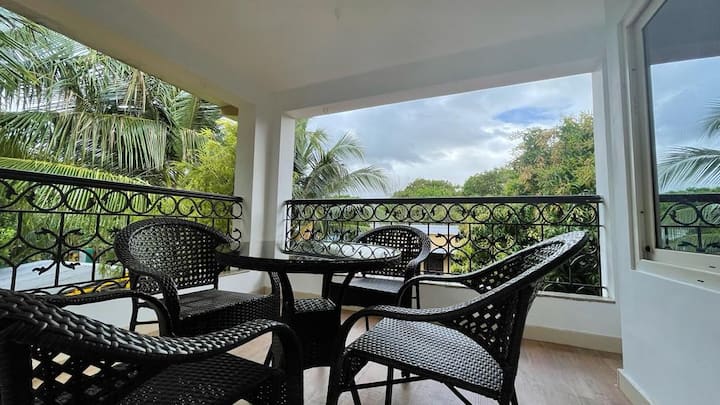 A Sanctuary In The Countryside. - Courtallam