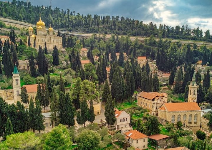 A Pleasant House In Ein Kerem - Jerusalem
