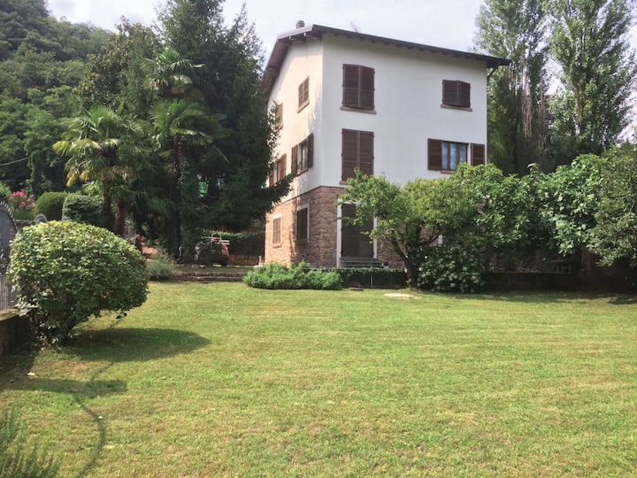 Ospitalità Nell'azzurro Del Lago - Morcote