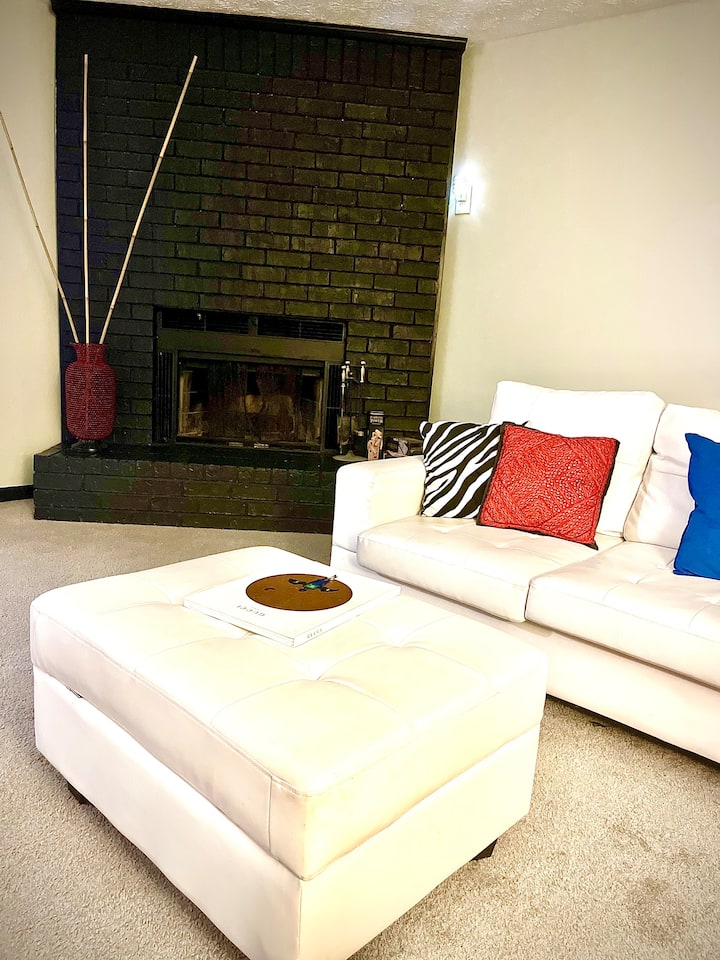 20 Mins. From Airport Nice Furnished Duplex - Jonesboro, GA