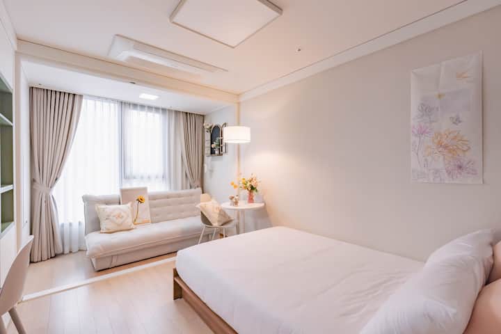 Myungdong, 2 Metro 3 Min, Airbus 5 Min - Seoul