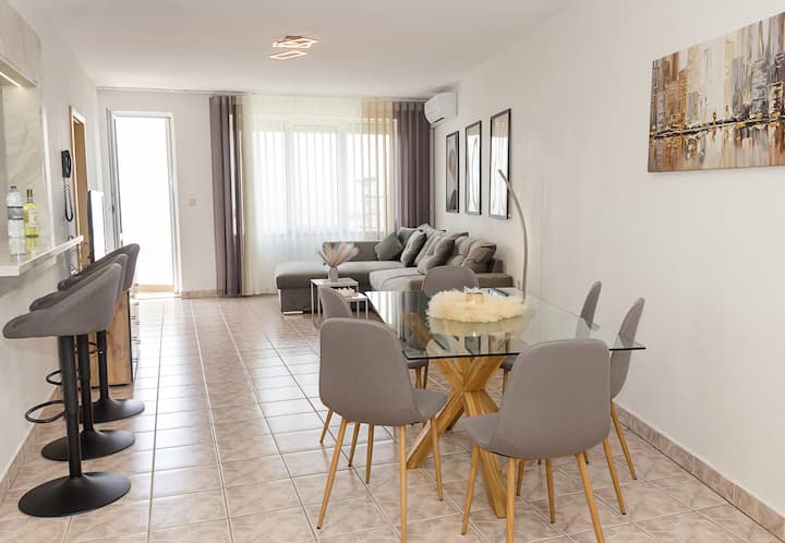 Two Identical  2bd Flats With Sea View In Balchik - Balchik