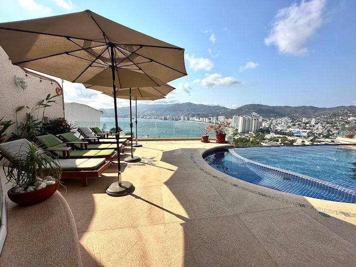 Joyas De Brisamar | Insuperable Vista A La Bahía - Acapulco