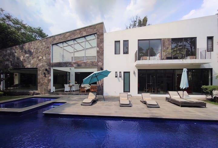 Lujosa Casa Con Estanque - Malinalco