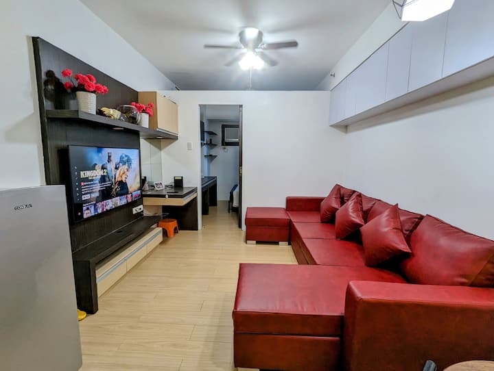 ℙ𝕣𝕖𝕞𝕚𝕦𝕞 1𝔹ℝ 55"tv@𝕄𝕡𝕝𝕒𝕔𝕖 +𝕄𝕦𝕤𝕚𝕔 - Quezon City