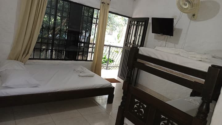 Habitación Rustica Familiar 5pax - Rivera