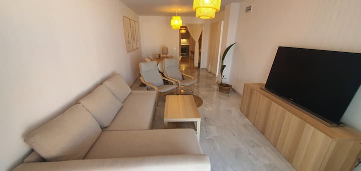 A Estrenar Puerto De Aguadulce - Aguadulce