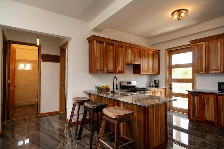 3bd 2ba Middle Unit Villa Sandy Feet Beach Resort - Placencia