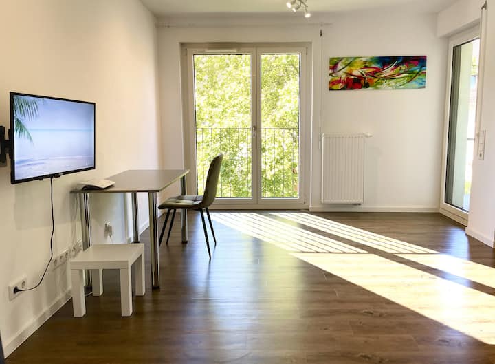 Green Oasis: City Center, Business, Metro, Fitness - Nuremberg