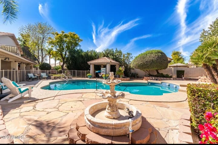 Casanava (Hosting Family Staycation!) 20+ppl - Mesa, AZ