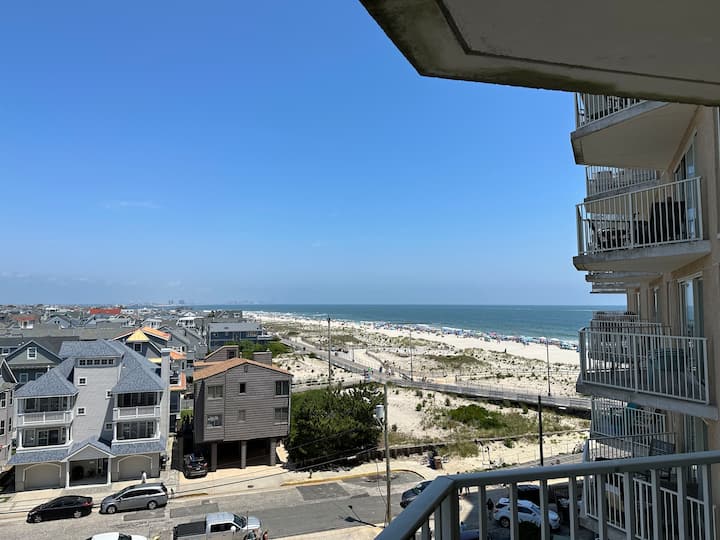 Luxury Condo On The Boardwalk - Ocean City, NJ