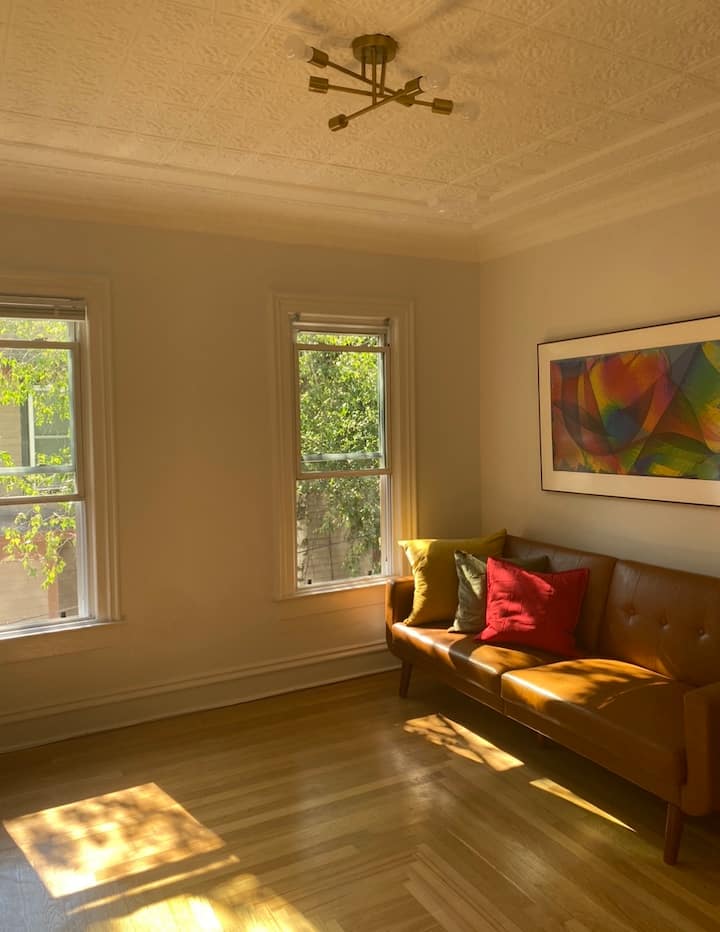 New England Summer Home - Saratoga Springs, NY