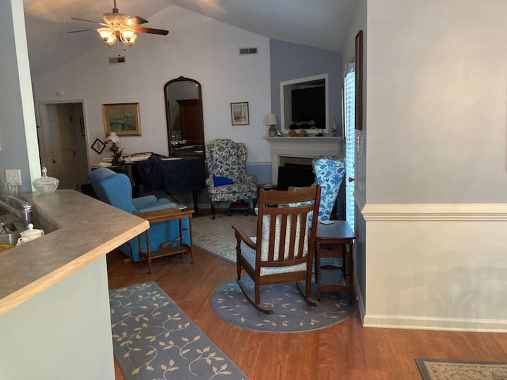 Monterey Circle Cottage - New Bern, NC