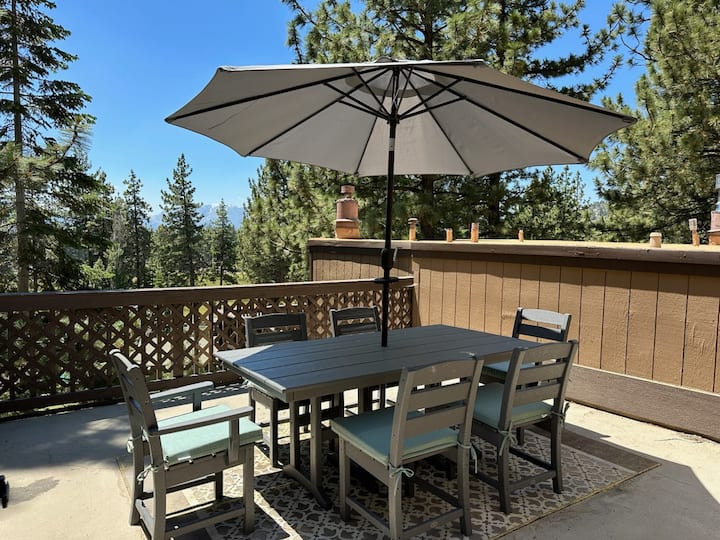 Family Retreat,summer N Tahoe,near Lake,poolacmax8 - Zephyr Cove, NV