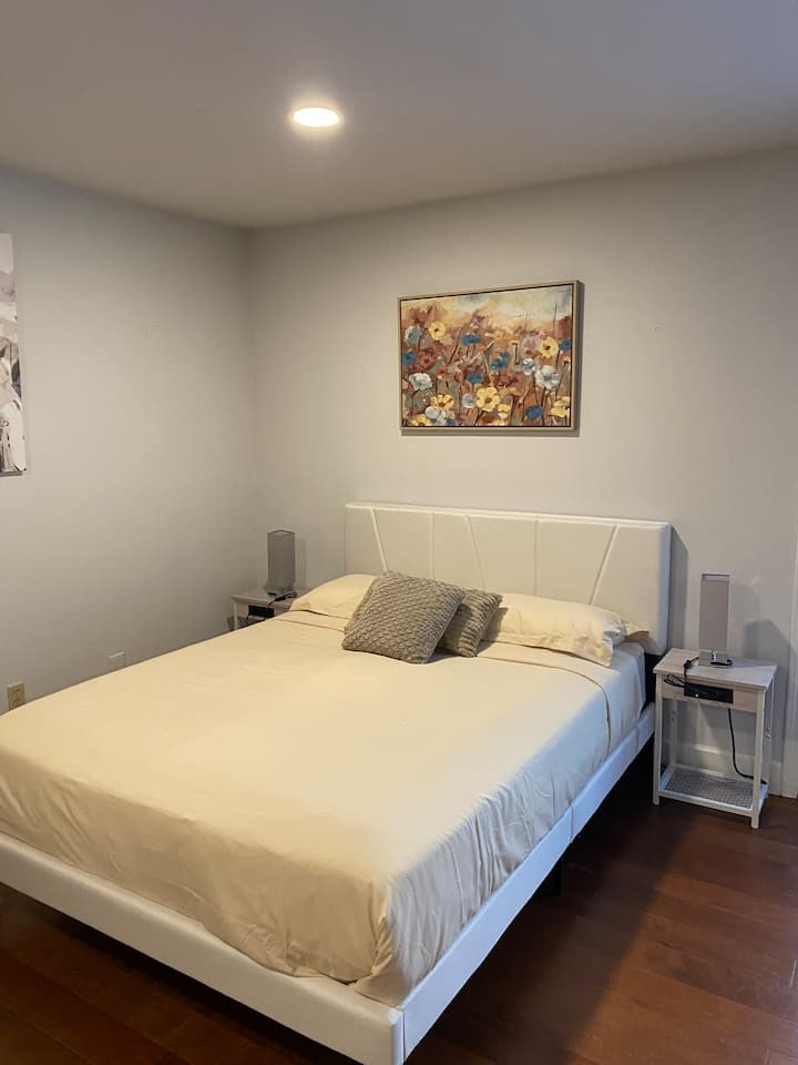 Modern Suite At Shannon - Frisco, TX