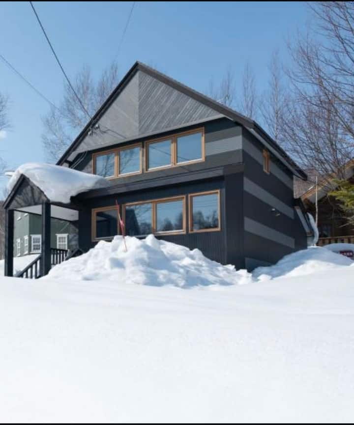 Star Chalet 4bdrm 2bthrm Hirafu - Niseko