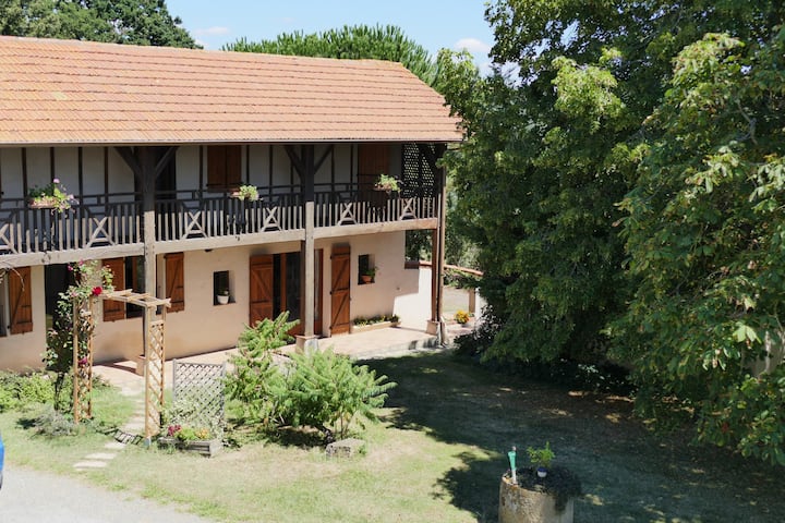 Gîte Rural Avec Piscine Gers - France