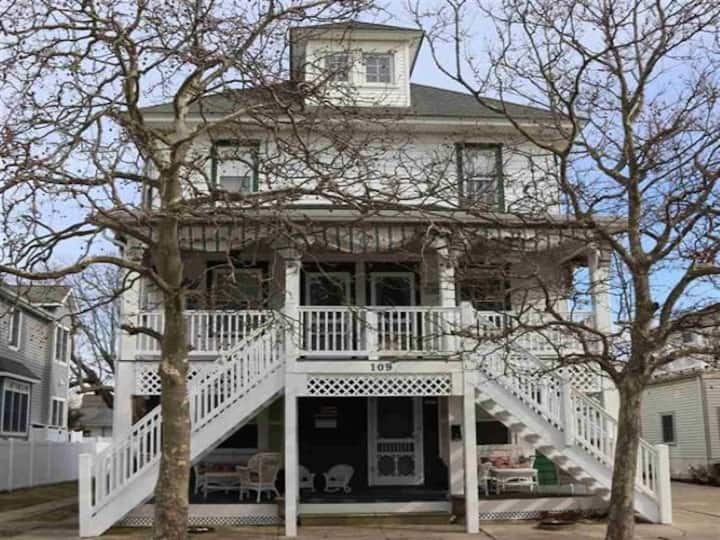 Family Beach House - Stone Harbor, NJ