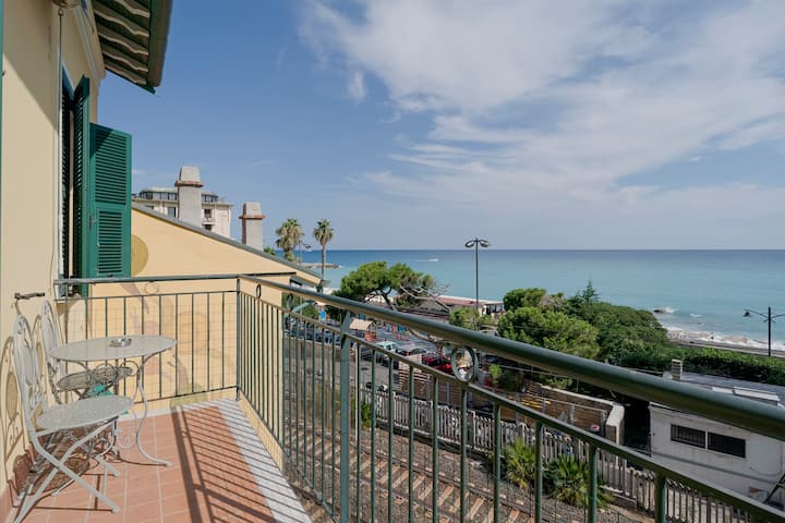 Casa Fedra Seaview Pet-friendly - By @Hostfacile - Bordighera