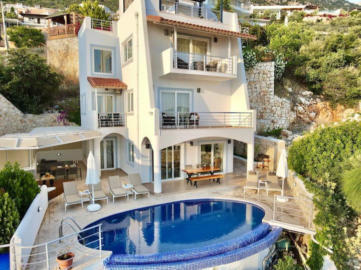Villa Overlooking Kalkan Bay - Kalkan