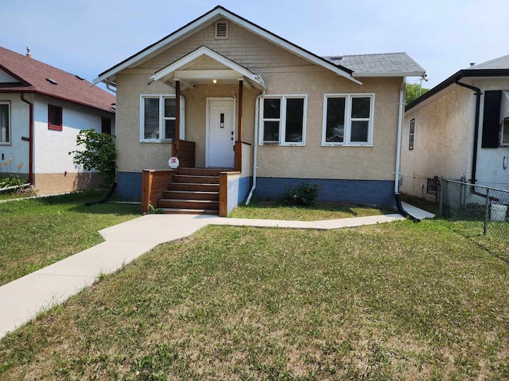 Cozy Home In West End Winnipeg - Winnipeg