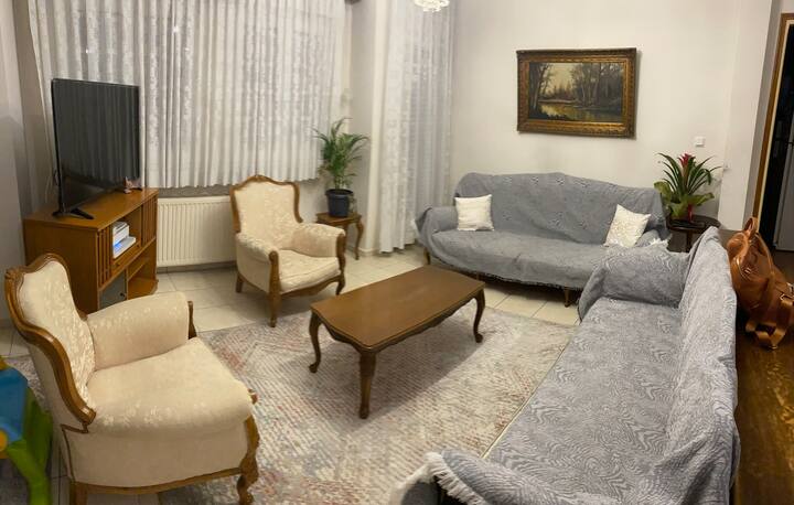 Οικογενειακό σπίτι στο κέντρο - Комотини