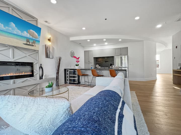 Luxury 2bed W/ Amazing Views - Lake Norman