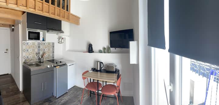 Studio Mezzanine - A Deux Pas Des Canaux - Sète