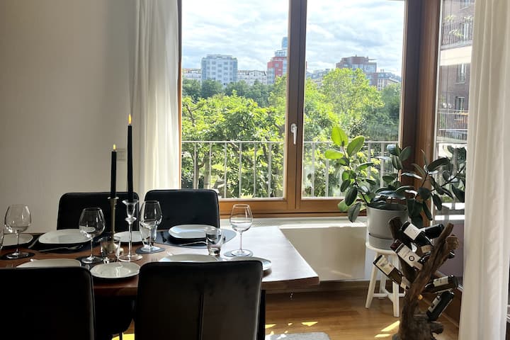 Quiet Central Riverside Home - Frankfurt