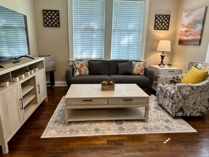 Convenient And Comfortable Place - Baton Rouge, LA